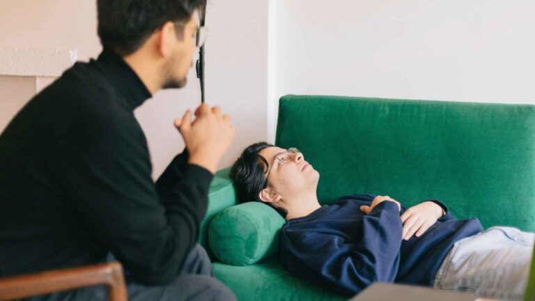 How to Become a Psychotherapist in the UK - The British Psychotherapy ...